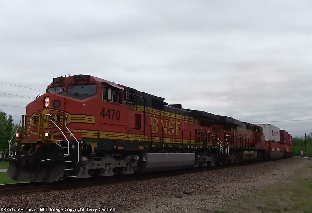 BNSF 4470